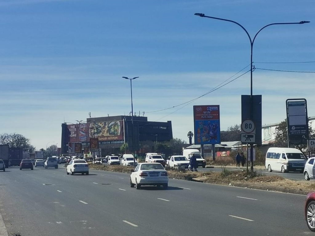 Crown Mines, Main Reef Road (B) • Book a Billboard