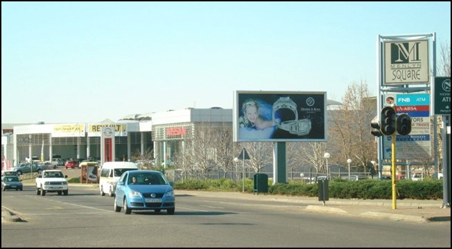 Pretoria, Menlyn A&B • Book a Billboard
