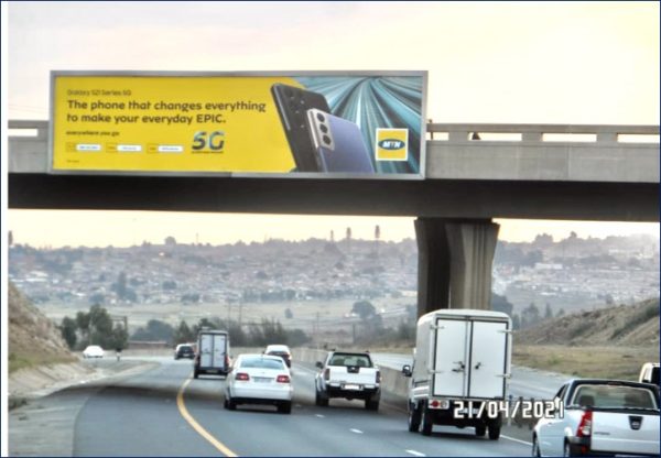 Soweto Highway , Gauteng • Book a Billboard