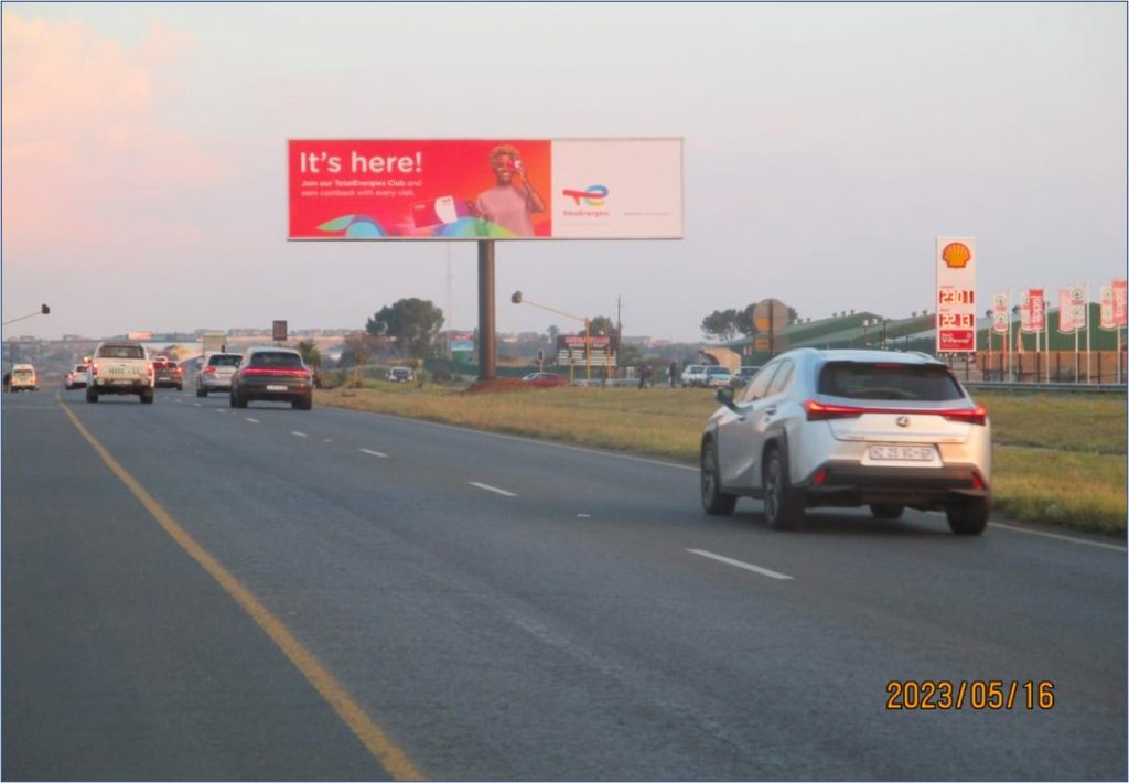 Malibongwe Drive from Lanseria Airport • Book a Billboard